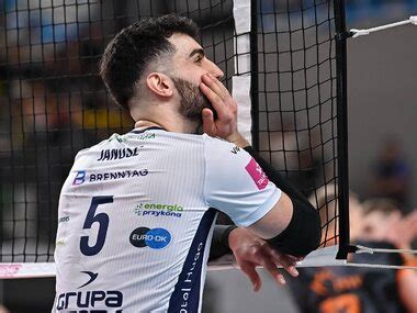 ZAKSA przegrywa z Olympiakosem w Lidze Mistrzów Marcin Janusz