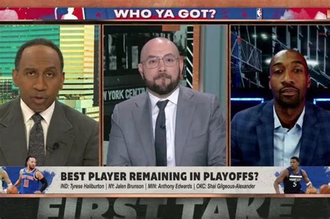 Kendall Jenner Puts Her Beach Body On Full Display In A White Two Piece Bathing Suit — See The