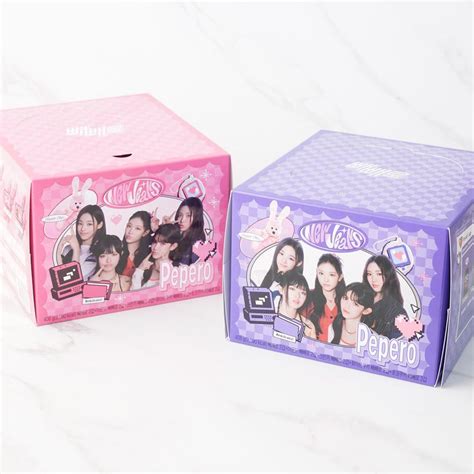 롯데웰푸드 뉴진스 스페셜 에디션 케이크 빼빼로 메가마트몰