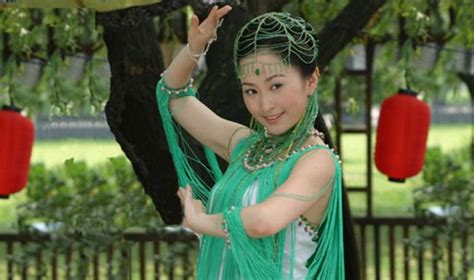爷青回，《欢天喜地七仙女》重聚“王牌6”，四仙女蒋欣混的最好