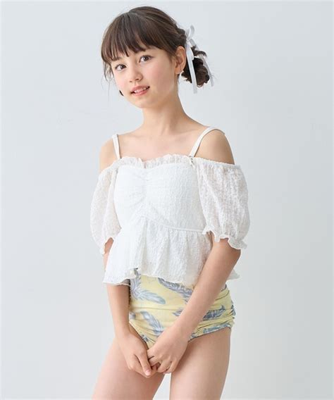 Amourire Girl（アムリールガール）の「レースパフトップス×ハイウエストビキニ上下2点セット【キッズ ジュニア水着】（130