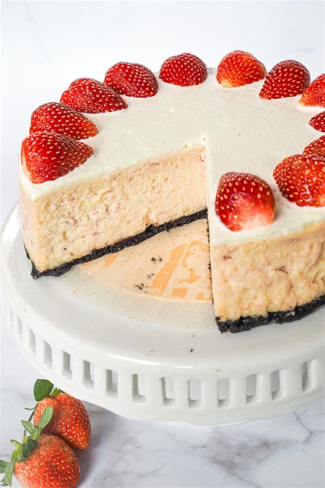 Oreo Strawberry Cheesecake Creamy Cheesecake With Fresh Strawberries