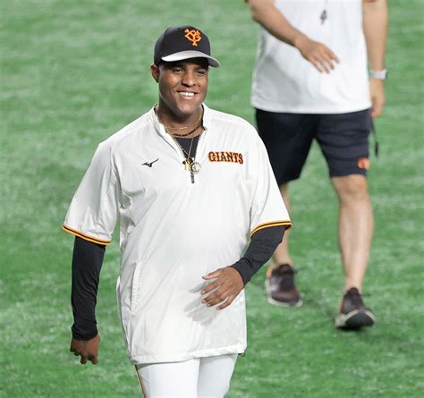 【巨人】デラロサ34日ぶりチーム合流で試合前練習参加 ビエイラも1軍合流 スポーツ報知