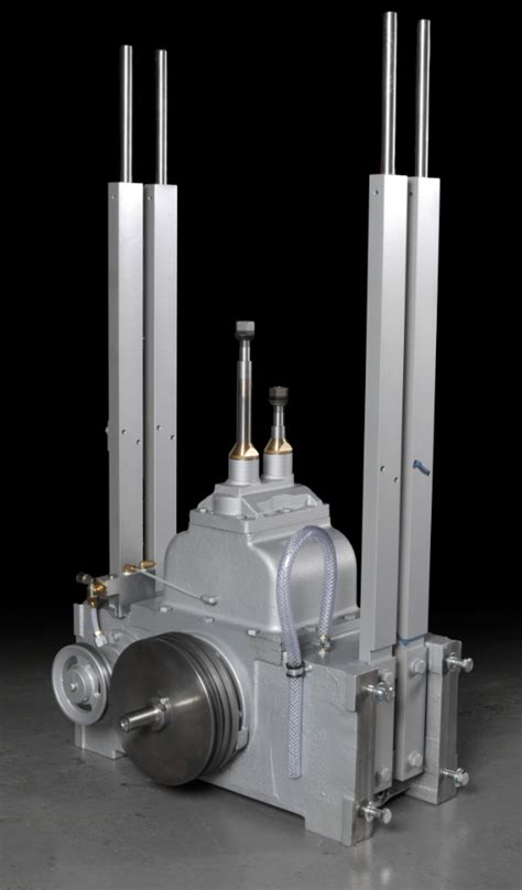 Dowson Slicer Engine Servicing