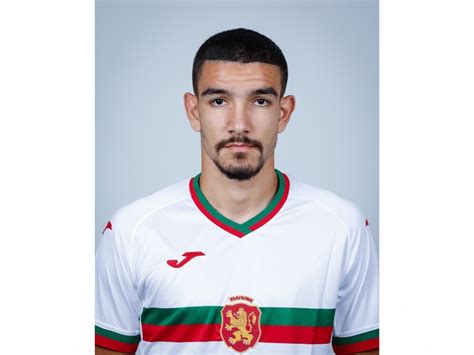 Български Футболен Съюз Иван Йорданов бе освободен от лагера на България А