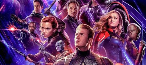 Vingadores Ultimato ganha pôster heróis reunidos e chegada da Capitã Marvel