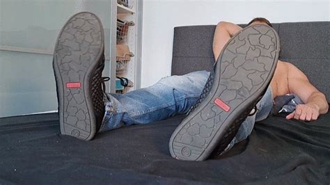 Barefoot Bodybuldier Klic Czechmalefoot Video Store Clips4sale