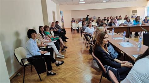 НАД 1000 ДЕЦА И ТЕХНИТЕ РОДИТЕЛИ В ДОЛНИ ЧИФЛИК ПОЛЗВАХА СОЦИАЛНИ