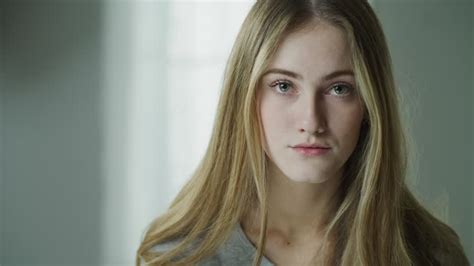 4044 Girl Looking Down Stock Videos Footage And 4k Video Clips Getty