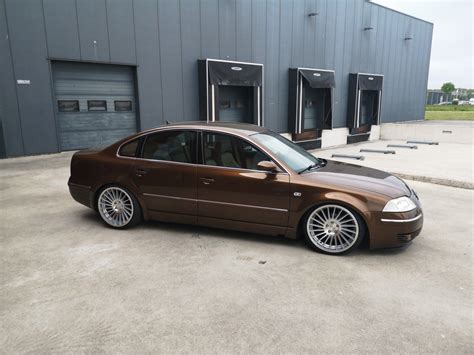 Stanced Passat B5