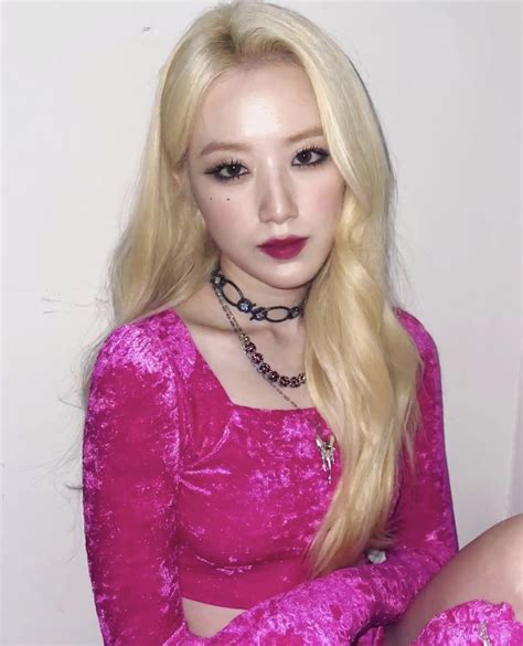 [잡담] 슈화 금발에 핫핑크 드레스 진짜 레전드 인스티즈 Instiz 연예 카테고리