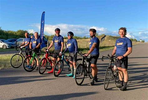 Margate Rnli Lifeboat Volunteers Cycle 200 Miles To Mark 200 Years Rnli