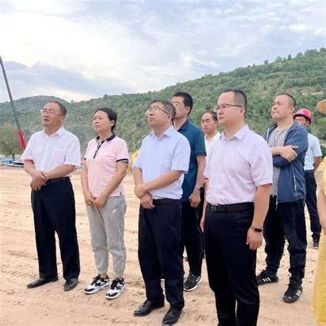 会宁县红色旅游发展考察团来华池县调研考察工作文旅一行