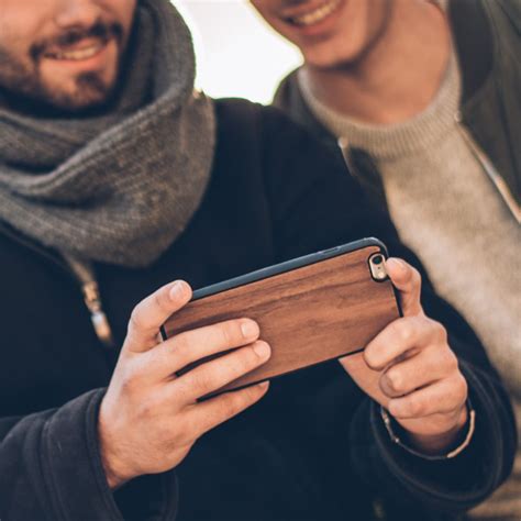 Funda IPhone Madera Natural Vica Designs