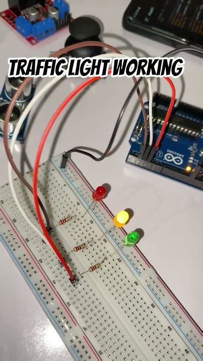 Traffic Light Working Using Arduino Uno Electronics Experiment