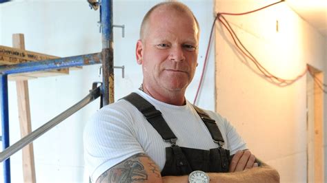 The Garage Storage Solution Hgtvs Mike Holmes Swears By To Maximize Space