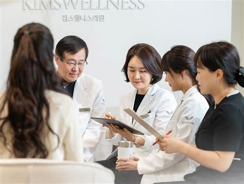 얼굴처짐 고민 해결을 위한 주름관리 리프팅 전문 고속터미널역 피부과