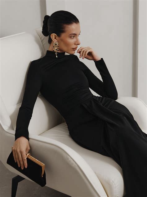 Maxi Dress With Round Neckline And Fitted Sleeves Lichi Online