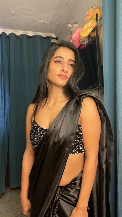 Pooja Fitness And Fashion Black Lover 😎 Réel