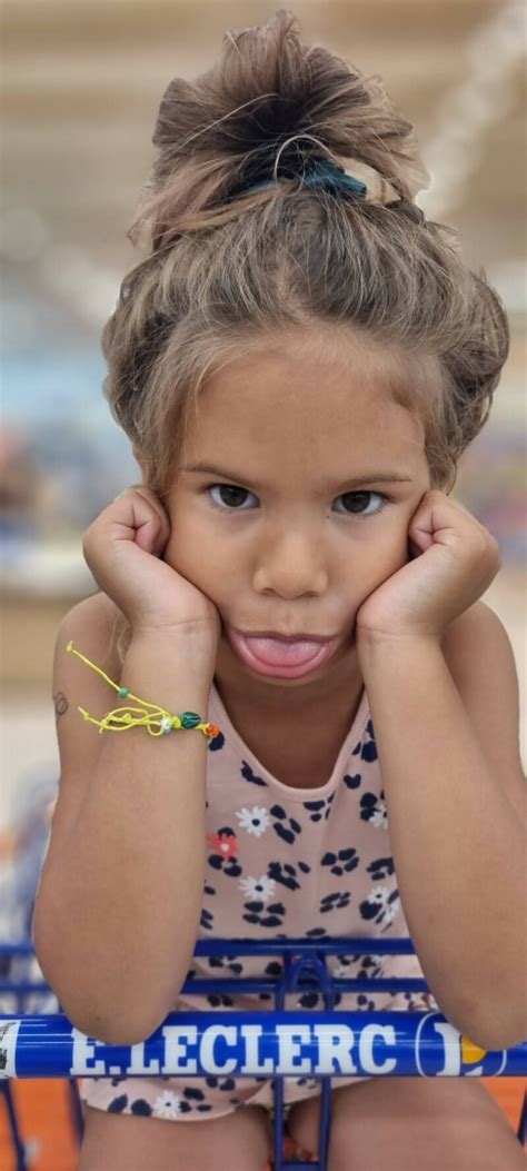 Zaza Casting Model Nora