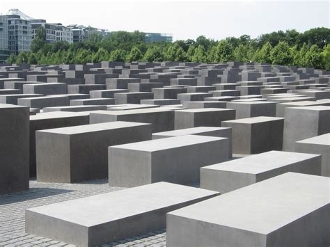 Displacement Memory And Design Europenow