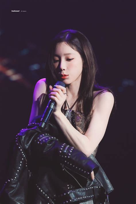 230604 Taeyeon The Odd Of Love Concert In Seoul Taeyeon Fashion