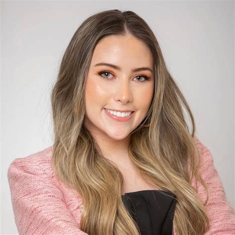 Daniela Barbosa Youtube