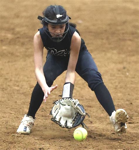 Photo Day 2 Of Indoor Softball Tournament In Texarkana Texarkana Gazette