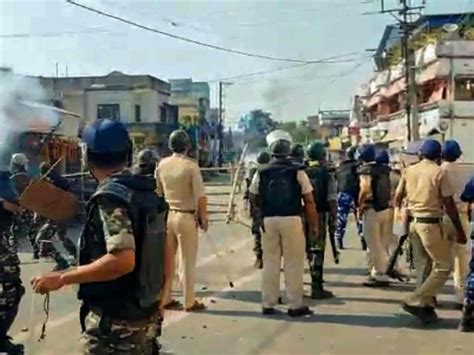 West Bengal Video Shows Policemen Being Beaten As Violence Flares Up