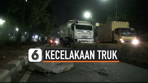 Berita Truk Tabrak Separator Transjakarta Hari Ini Kabar Terbaru