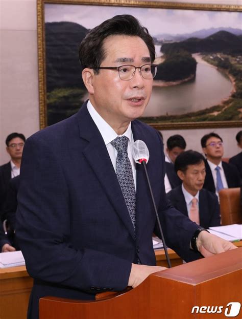 국회 농해수위 업무보고하는 정황근 장관 네이트 뉴스