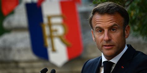 Ukraine Emmanuel Macron Assure Que La France Ne Reconnaît Pas L