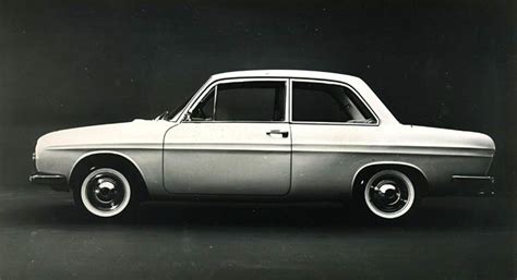 Press photograph showing the Auto Union/DKW F102 car