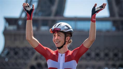 Ciclismo Grave Infortunio Per Cecilie Uttrup Ludwig A Rischio L