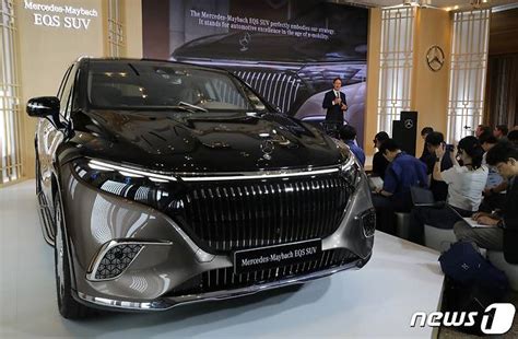 국내최초 공개된 순수 전기차 ‘마이바흐 Eqs Suv