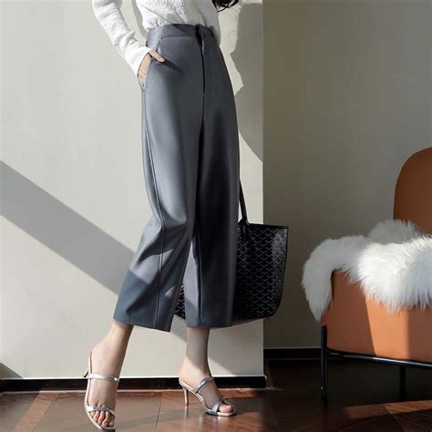 现货厂家批发 深得人心好裤型 真丝羊毛宽松休闲显瘦九分镰刀裤 阿里巴巴