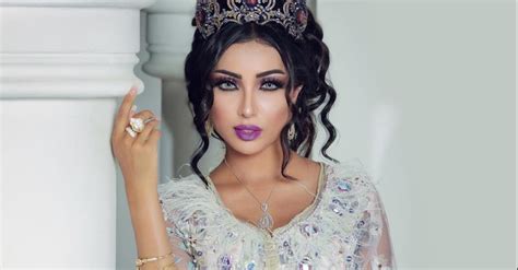 دنيا بطمة تُفاجِئ زوجها وتُعايِده بقالب حلوى مميّز نواعم