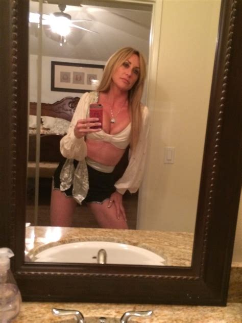 Carrie Michalka Nude Pics Página 1