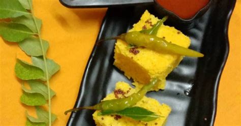 स्पंजी ढोकला Spongy Dhokla Recipe In Hindi रेसिपी बनाने की विधि In