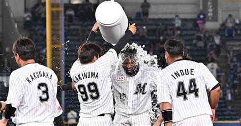 ロッテ、延長十一回押し出し四球でサヨナラ 選んだポランコに手荒い祝福 サンスポ