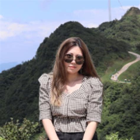 Yichun Zheng Skema Business School Lille