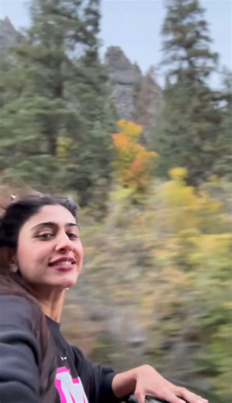 Kabhi Main Kabhi Tum Fame Naeema Butts Beautiful Pictures And Video Reviewitpk