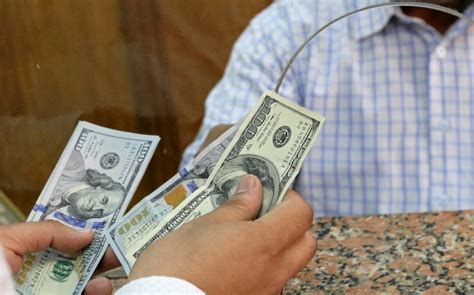 پیر 18 دسمبر کو روپے کے مقابلے میں امریکی ڈالر، سعودی ریال سمیت اہم