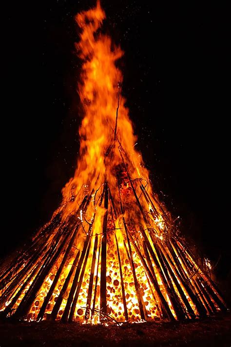 Las 10 Sorprendentes Costumbres De Distintos Lugares Del Mundo Para