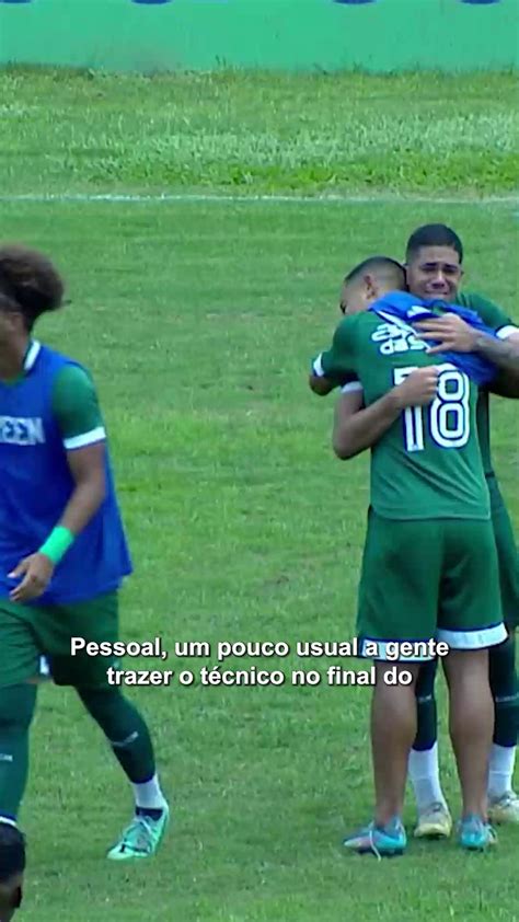Goleada da Zoeira on Twitter Daora demais o técnico do Goiás emocionadaço depois de eliminar o