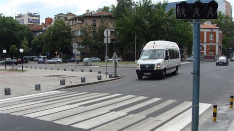 Двама загинаха при катастрофи на булевард в Кърджали Новини бг