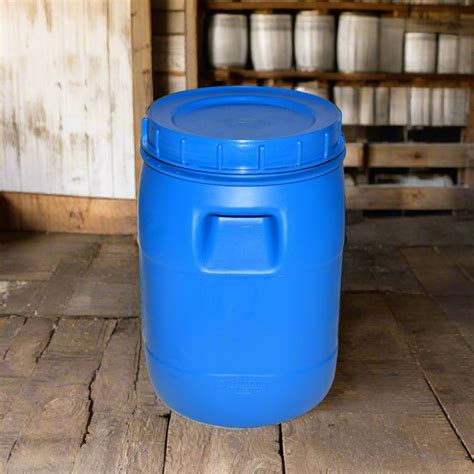 25 Gallon Plastic Drum