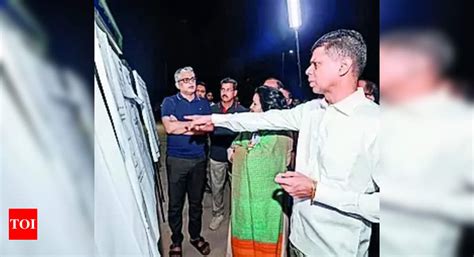 Extinction Event Pandian Reviews Work On Metro Rail Project