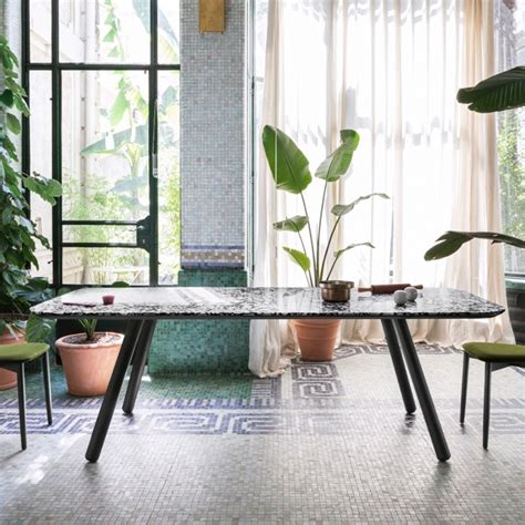 Pixie Miniforms Modern Fixed Table