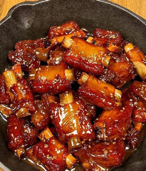 排骨切记不要直接焯水，多加这一步，软烂入味，肉不柴也不腥